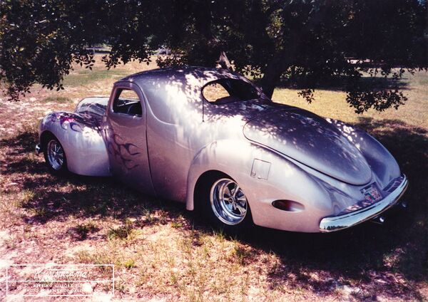 Dave Facey's 1939 Ford Coupe - Kustomrama