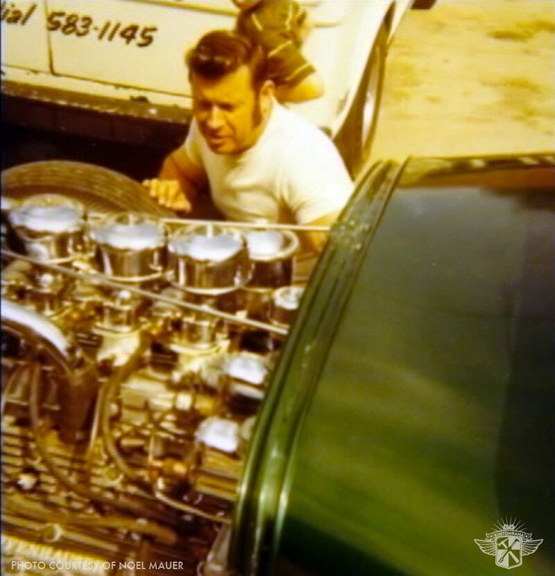 Noel Mauer's 1932 Ford - Kustomrama